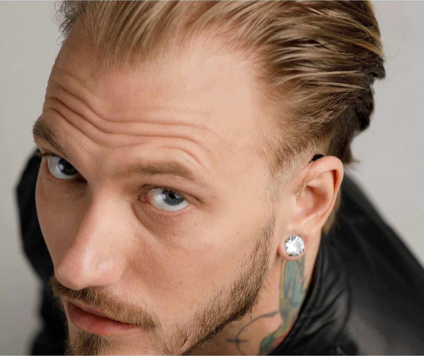 How to Keep Hearing Aid Domes in the Ear & Prevent Them from Falling O